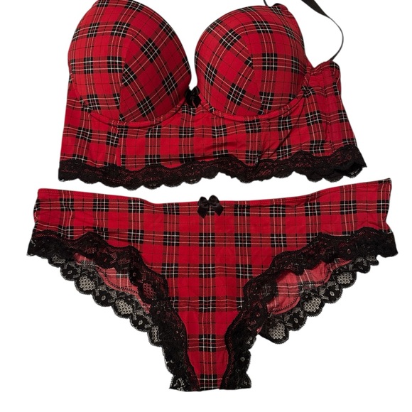 Adore Me | Intimates & Sleepwear | Adore Me Red And Black Plaid Bra ...